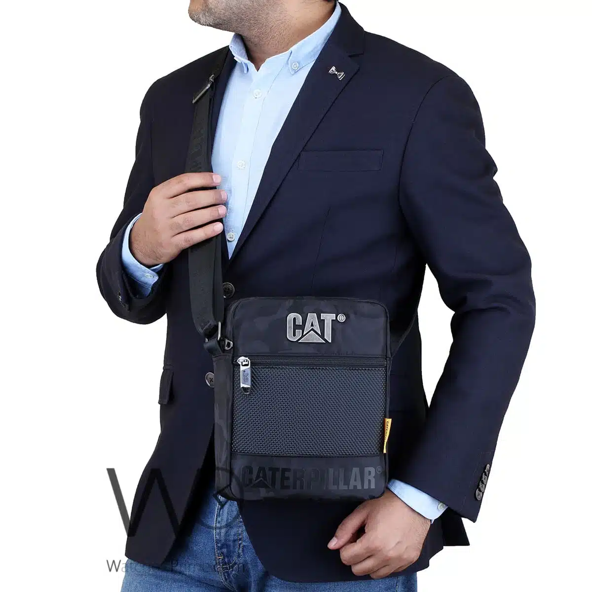 شنطة كاتربيلر Cat بوليستر كروس اسود رجالي | واتشز برايم