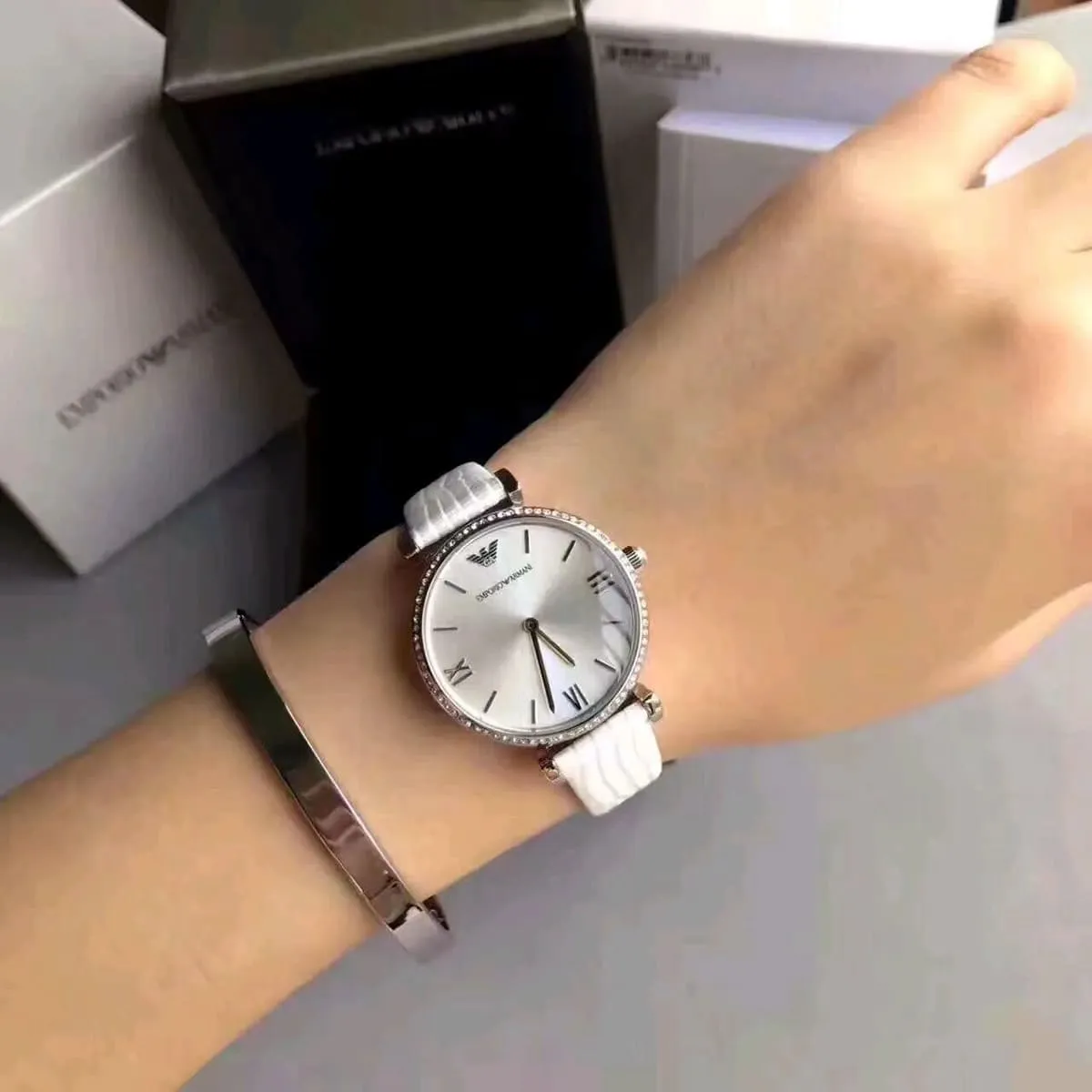 Emporio Armani Ladies Watch Gianni T-Bar AR1680 | Watches Prime